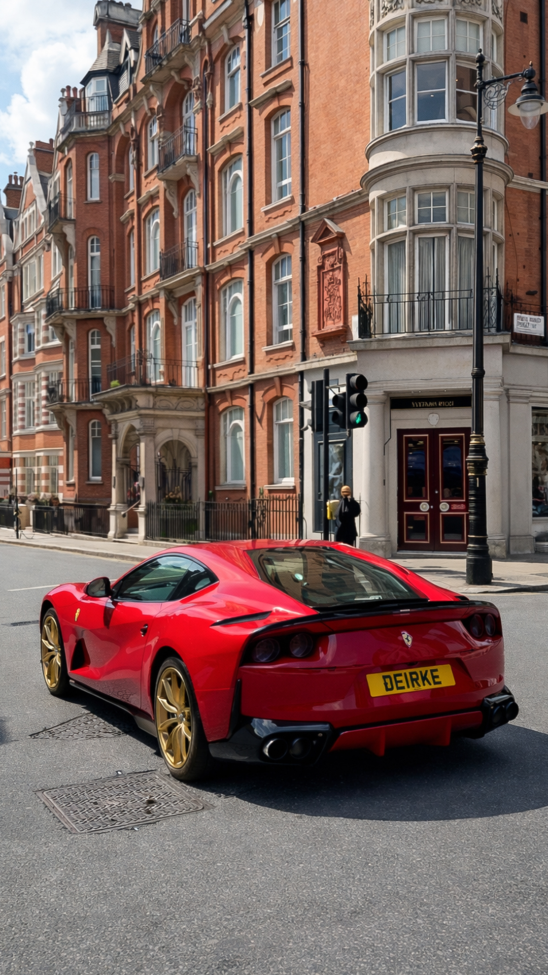 Ferrari 812 Superfast brings power to the street