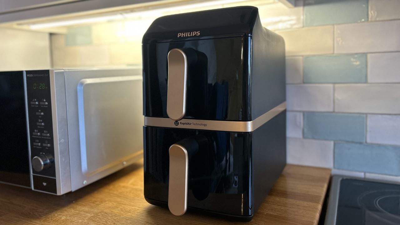 Philips 4000 series stacked dual basket air fryer review: a strong ...