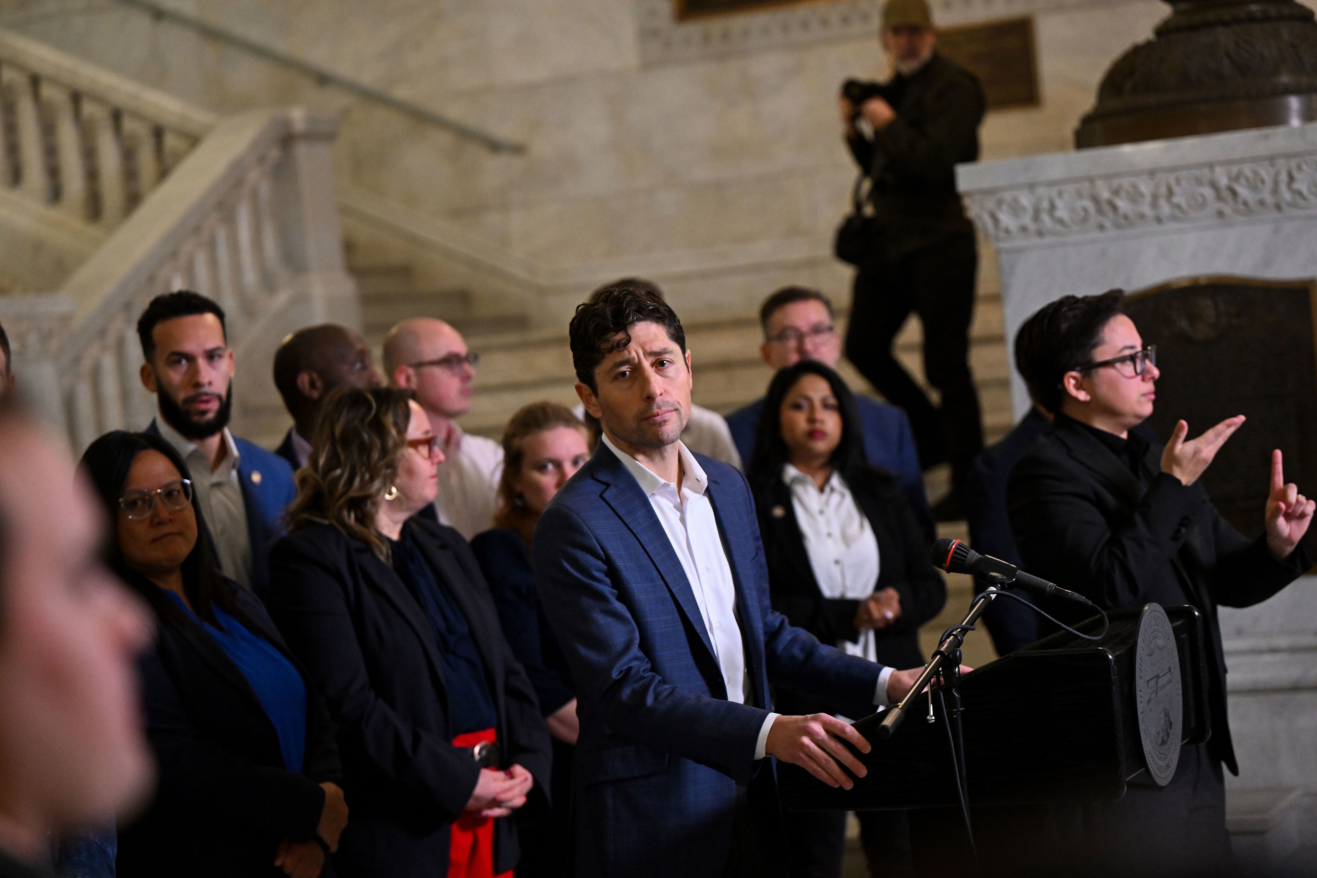 After ICE shooting, Minneapolis mayor emerges with blunt rebuke of Trump