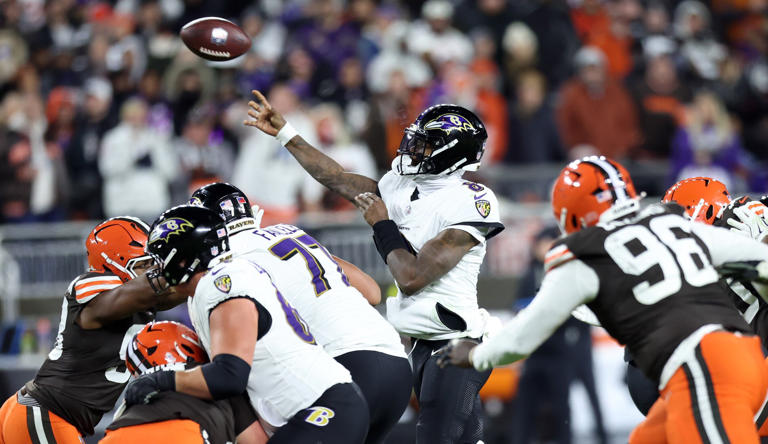 Of franchises needing coaches, what NFL team & QB would you want to ...