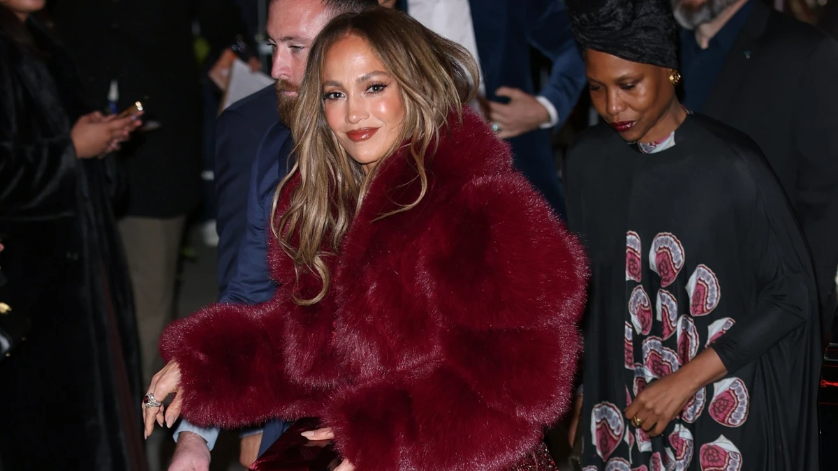 Jennifer Lopez eleva el glamour previo a los Globos de Oro 2026 con un ...