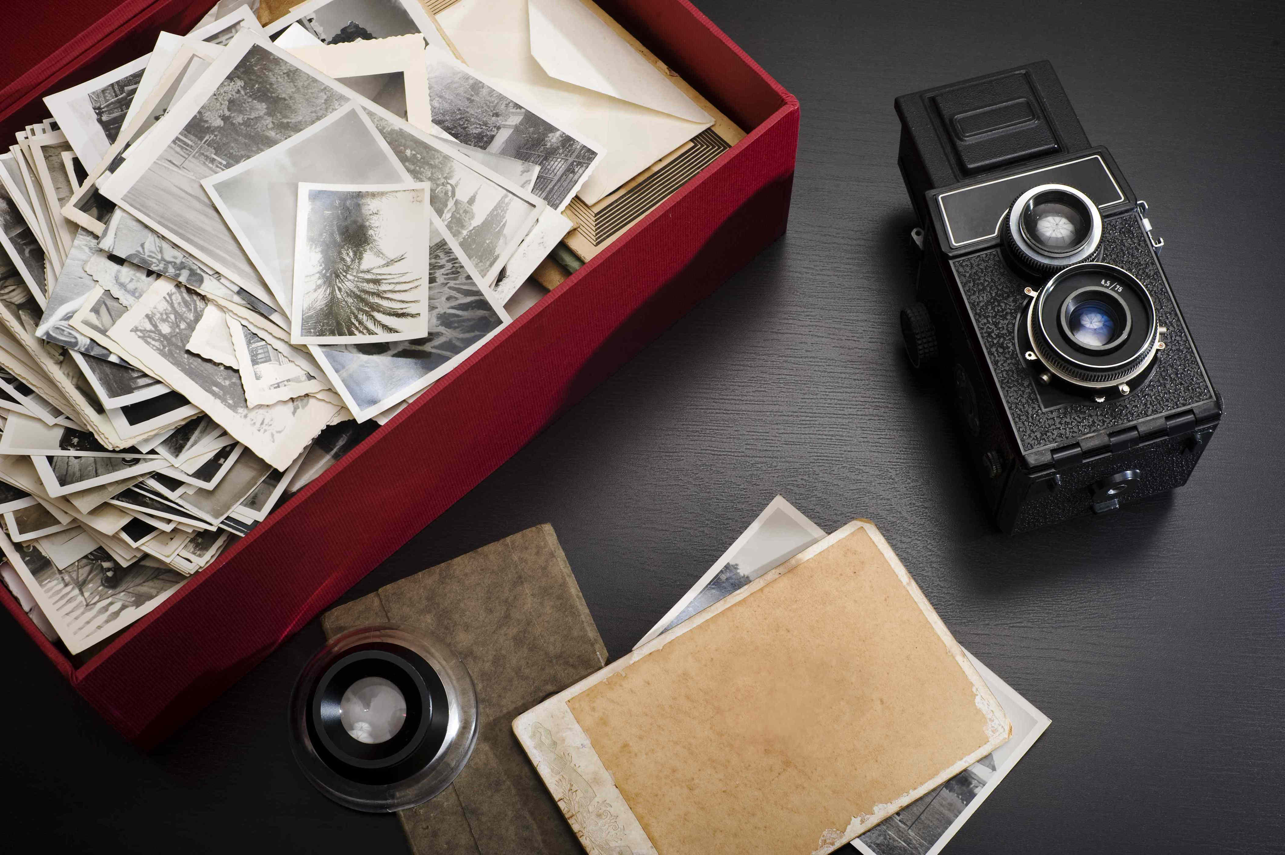 6 things you should never store in shoeboxes