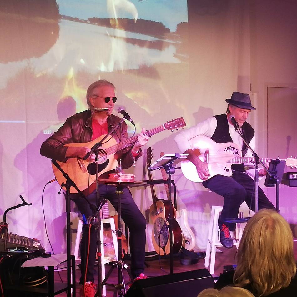 Das Duo „Two Friends“ sorgt wieder für Lagerfeuerromantik