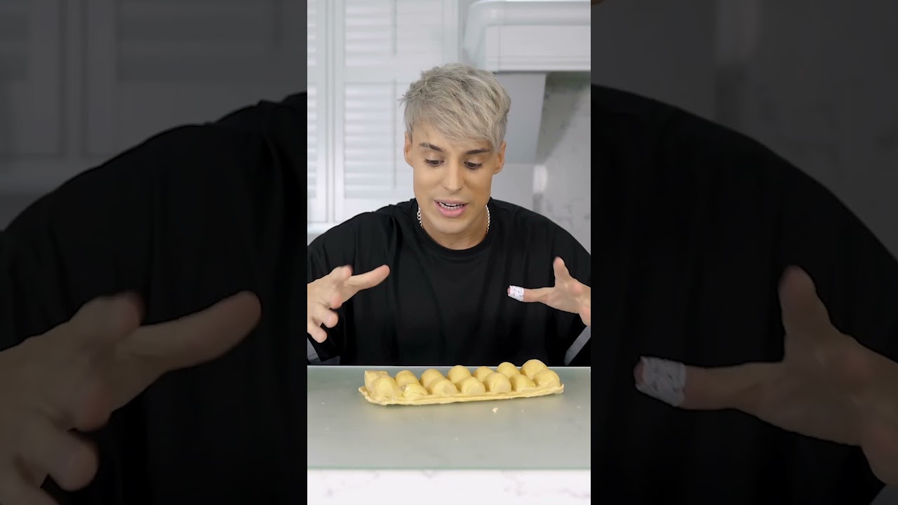 Using an ice cube tray to make ravioli hack