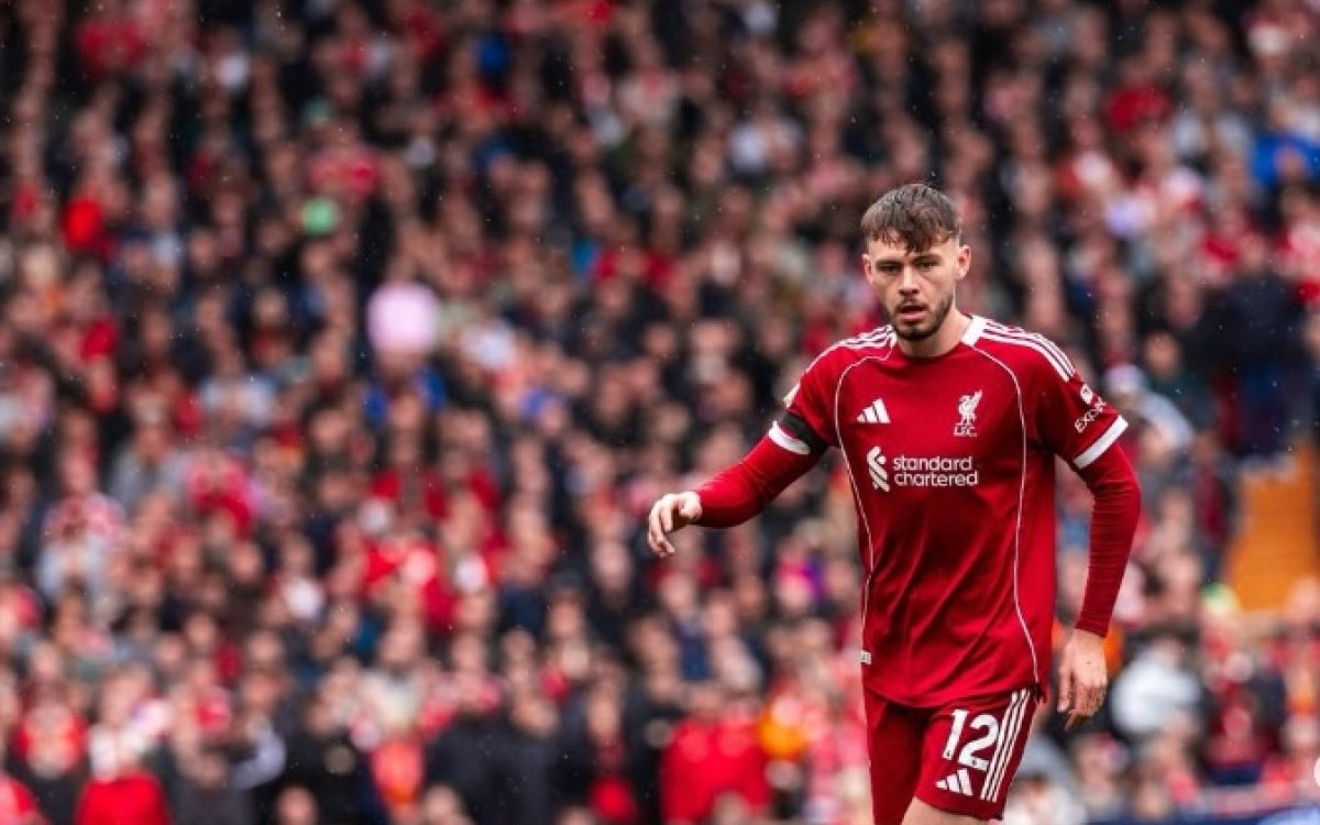 Liverpool's Defender Conor Bradley Out Of The Season With Knee Injury