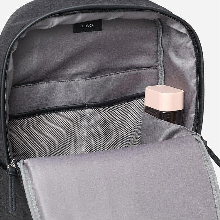 充実のポケット10個! KEYUCA新作〈大容量リュック〉13インチのノートPCも収納OK! 小物もしっかり収納で散らからない!