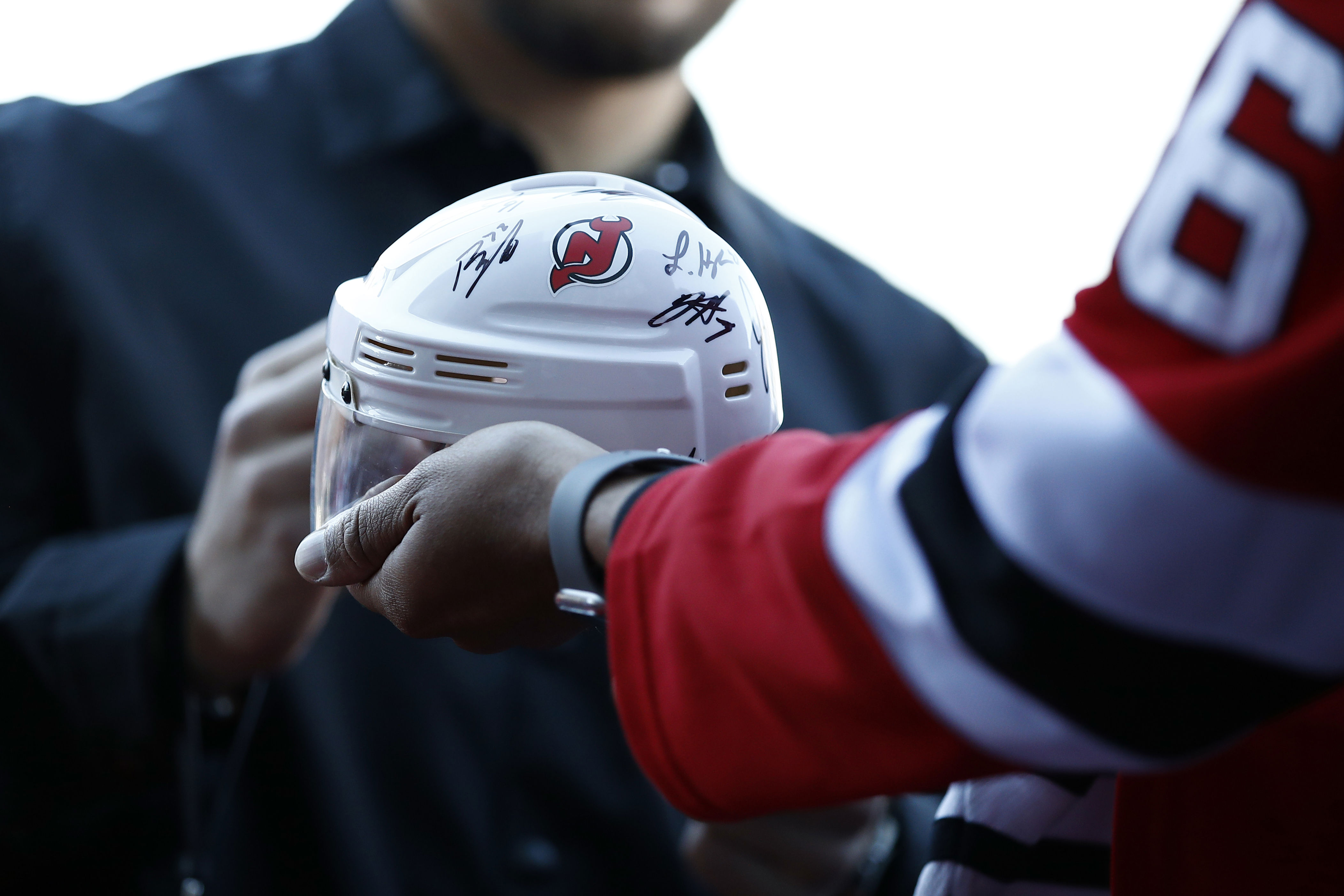 Devils blueliner nixed trade to rebuilding club: Insider