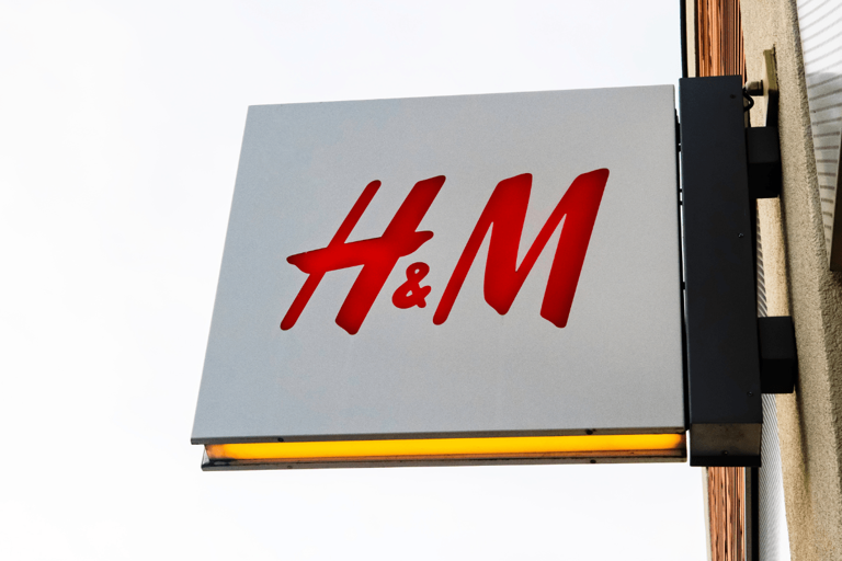 H&M best-selling 'soft and breathable' pyjamas are perfect for lounging ...