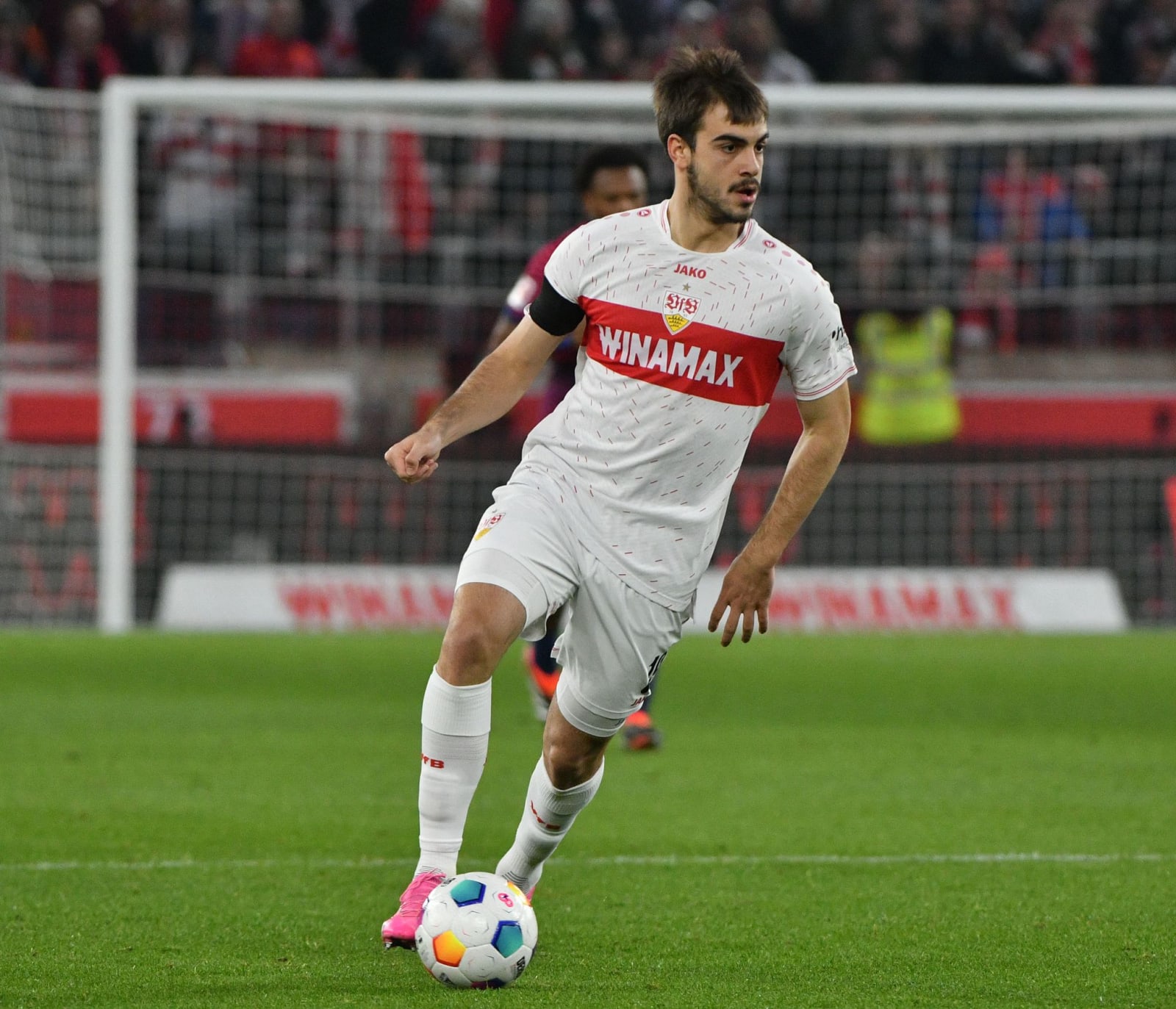 Bremen get forward Milosevic on loan after he extends Stuttgart deal