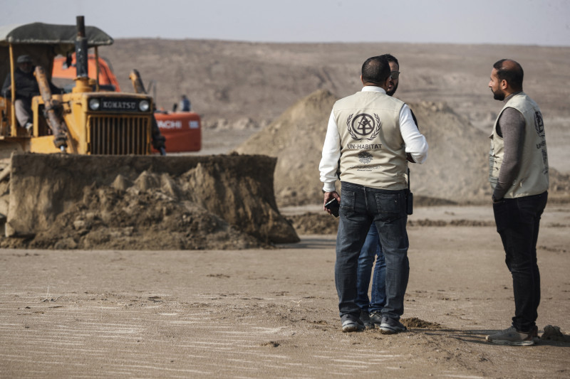 En Irak, de l'argile sur les dunes pour combattre les tempêtes de sable