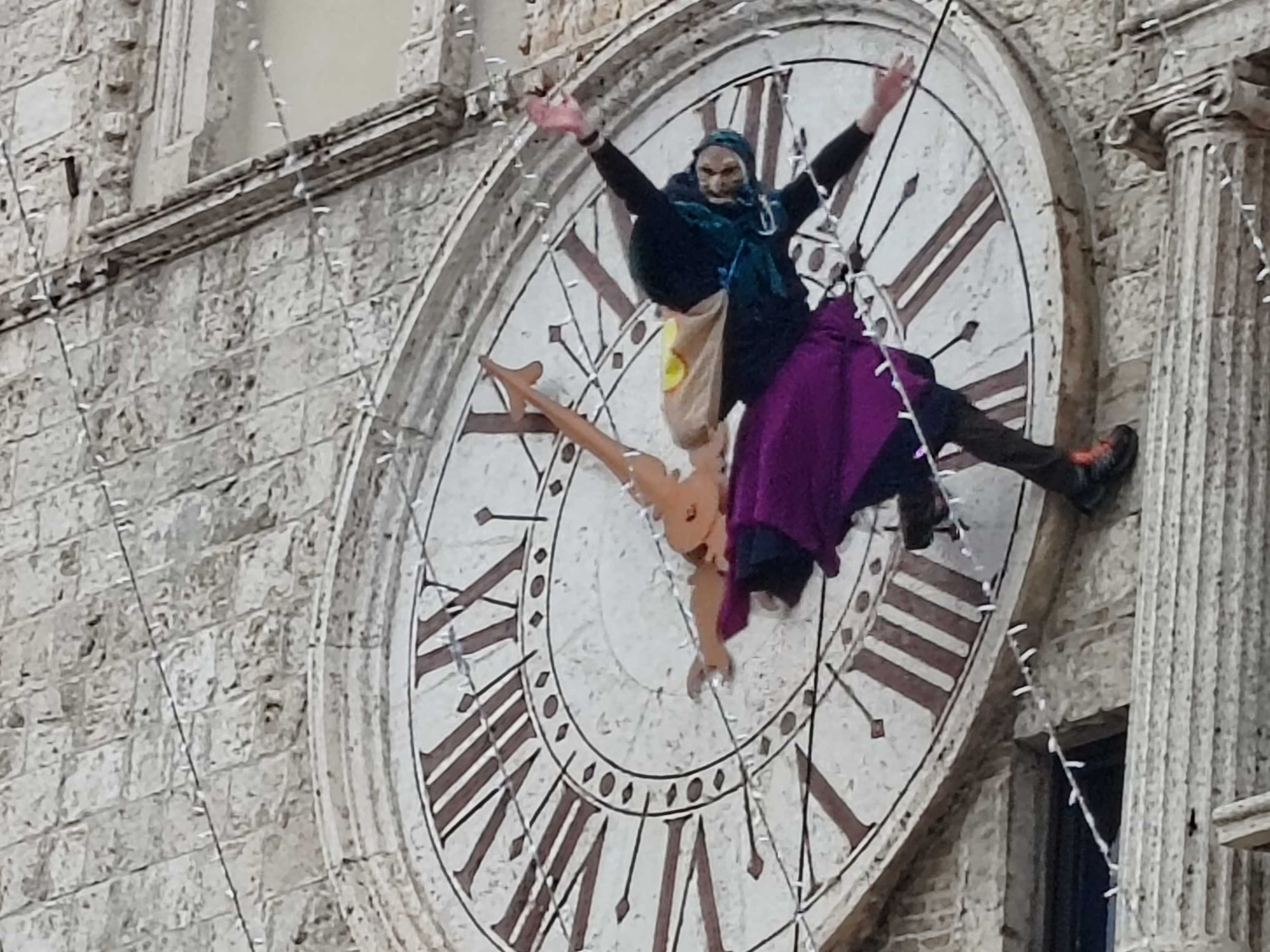 Ad Ascoli lo spettacolo della calata delle Befane