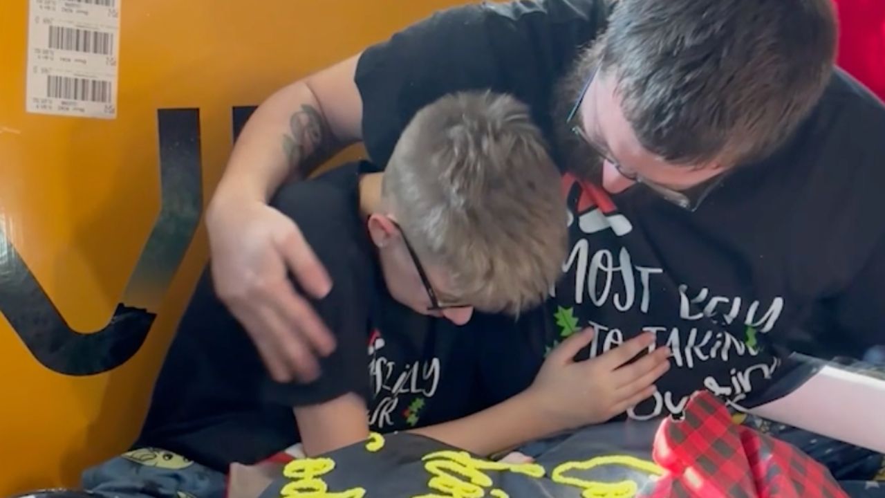 Mom surprises son and husband by changing son's name to honor him and ...