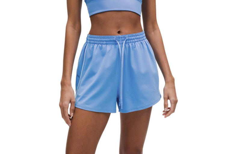 Lululemon’s year-end sale is still going—snag Bella Hadid and Taylor ...