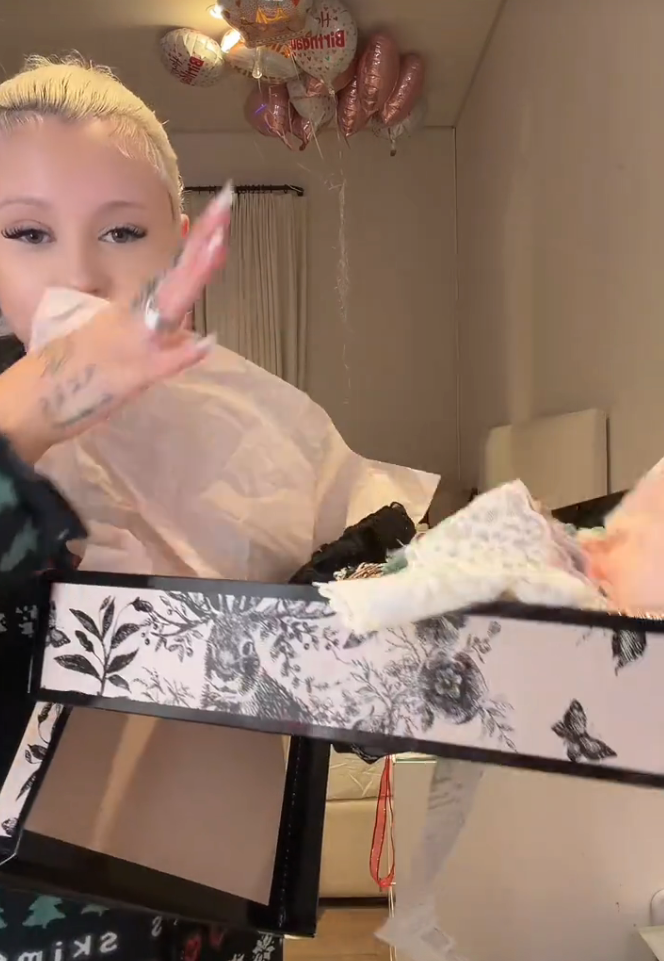 Here’s a full breakdown of Alabama Barker’s $200k Christmas haul, and ...