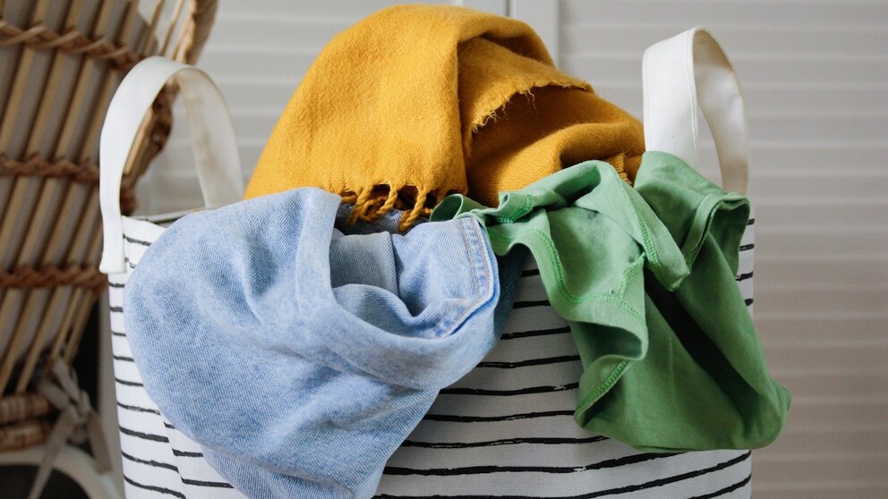 How to wash scarves, hats, and gloves