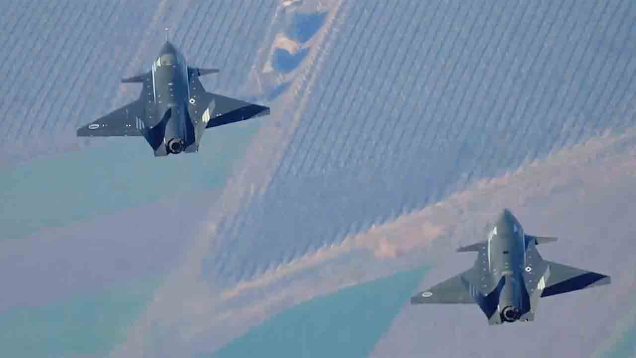 Video: Baykar successfully tests two KIZILELMA in coordinated flight ...