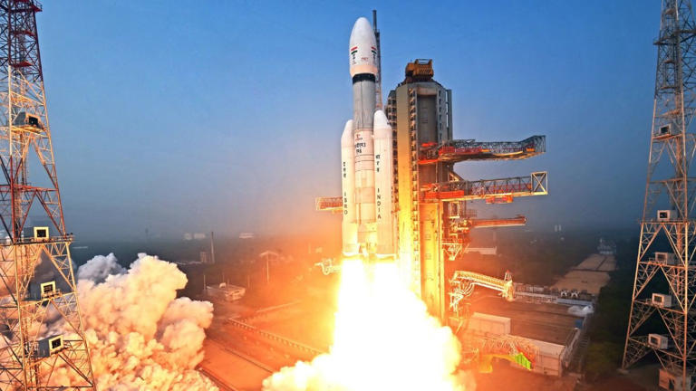ISRO to build third launch pad in 4 years for massive satellites, heavy ...