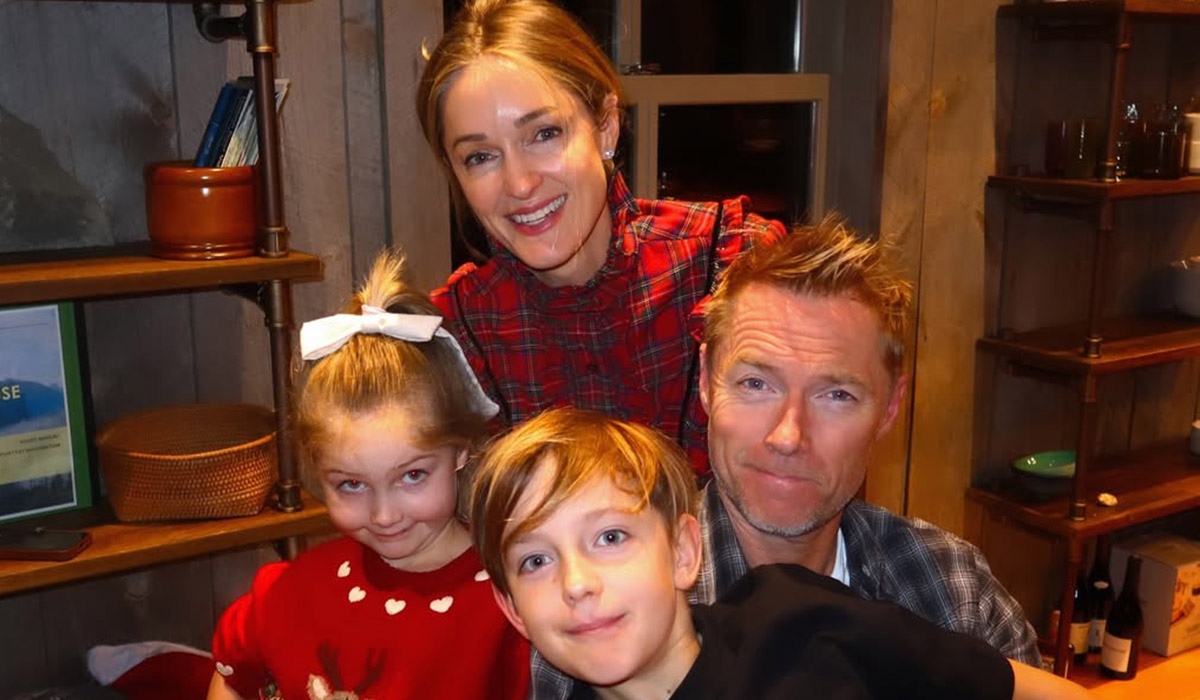 Christmas with the Keatings! Ronan and kids make wholesome memories in ...