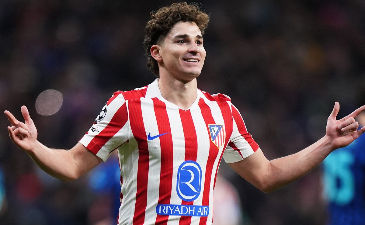 Julián Alvarez termina el 2025 como el futbolista argentino con mejor ...