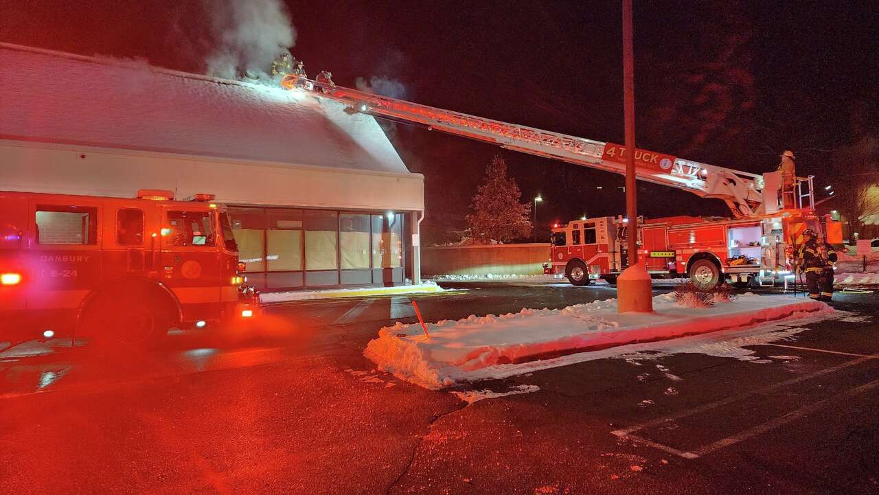 Danbury firefighters extinguish blaze in former Stop & Shop building ...