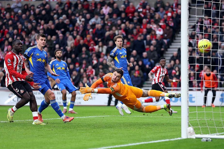 Sunderland 1 Leeds United 1: Joe Rodon injury key as shape-shifters ...
