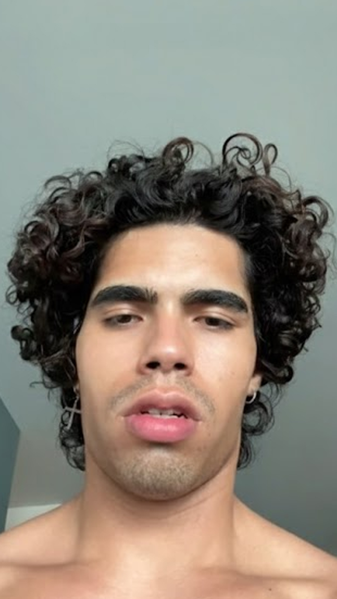 Full day of eating to avoid bloating