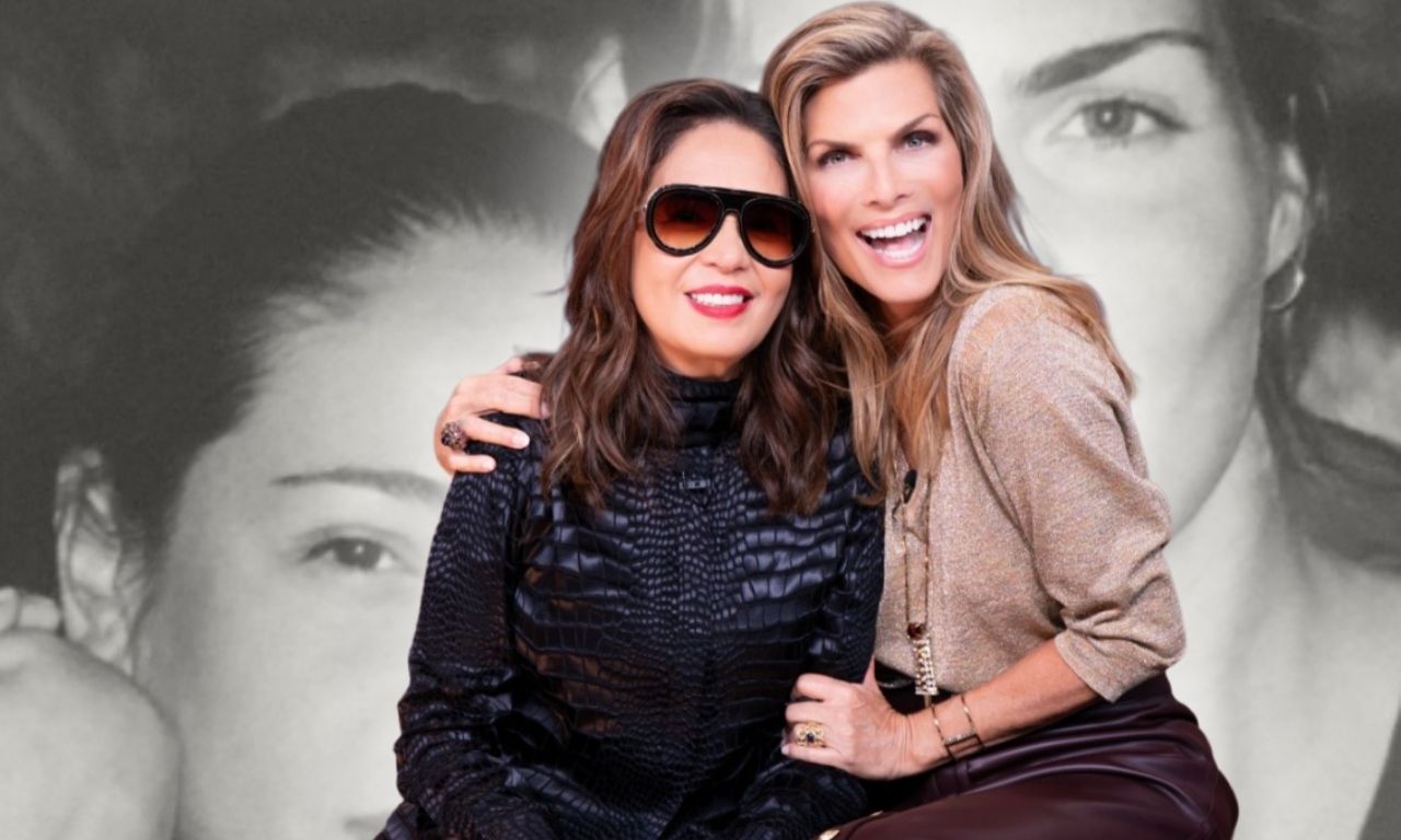 Montserrat Oliver festeja a Yolanda Andrade por su cumpleaños 54 en ...