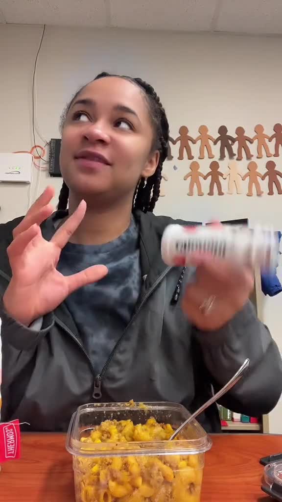 Boyfriend made my teacher lunch extra special today