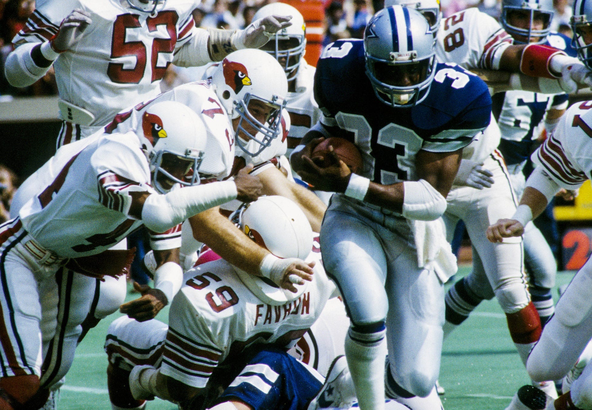 Cowboys legend Tony Dorsett passed for 10th on NFL's all-time rushing list