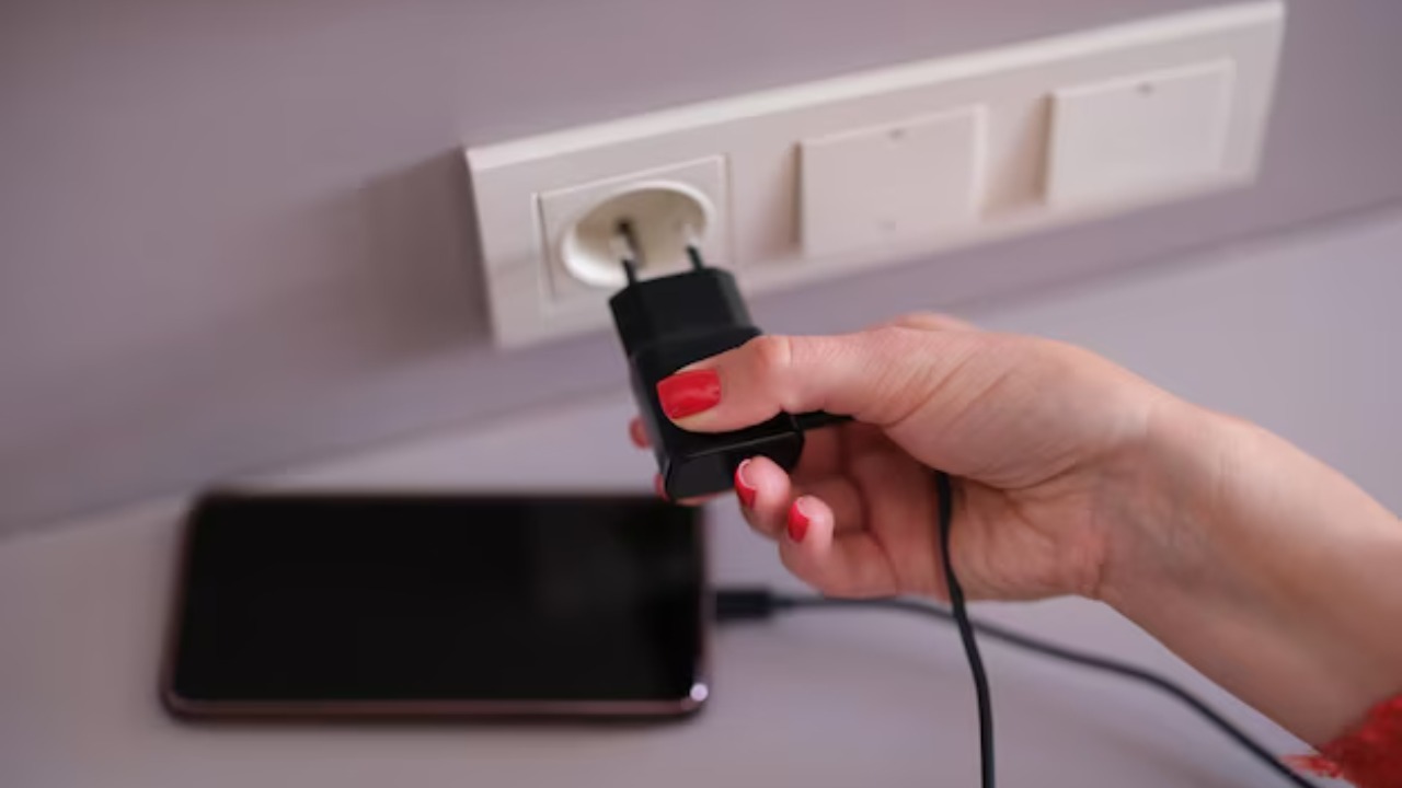 Is leaving chargers plugged in 24/7 a fire risk? Here’s the real answer
