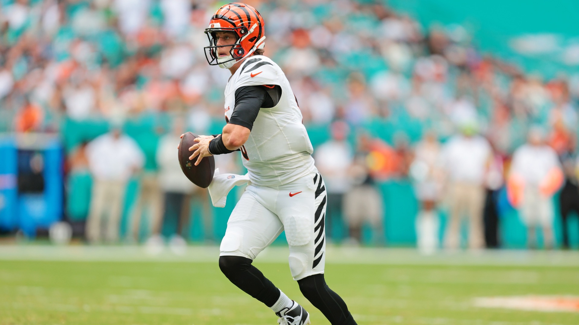 Week 17 fantasy football insights: Joe Burrow & James Cook