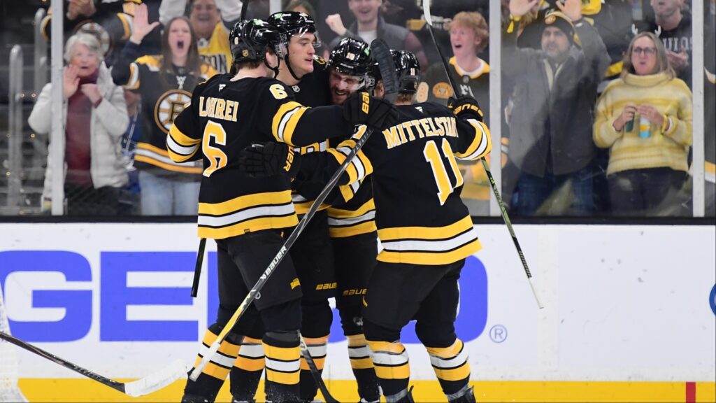 Pavel Zacha sends stern message to Bruins amid losing streak