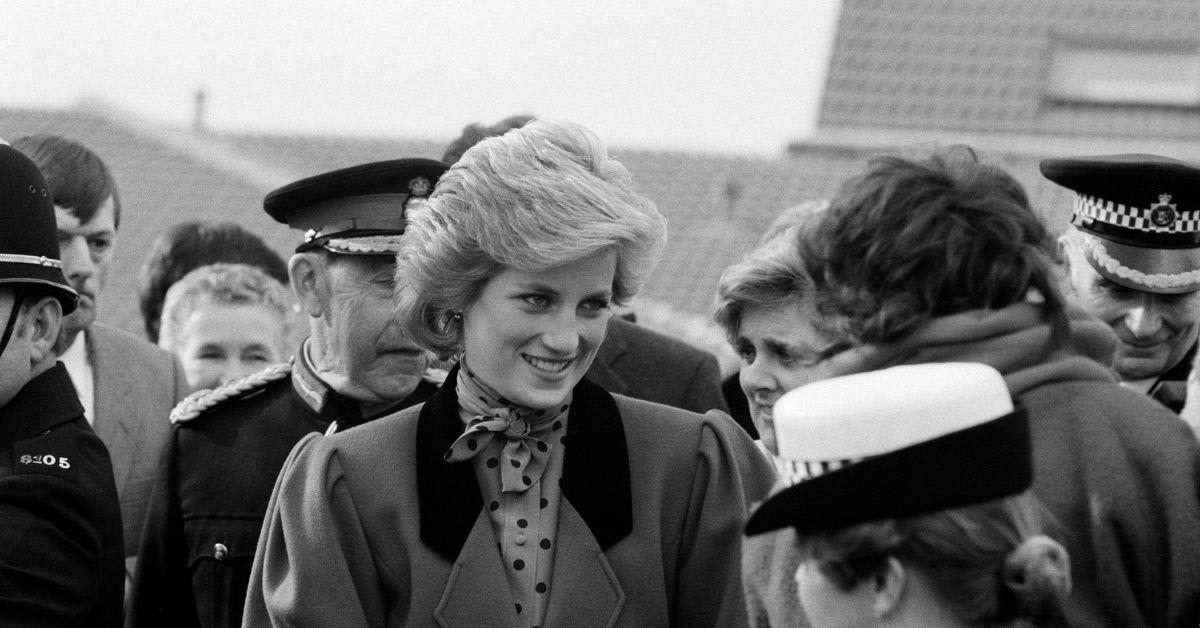 Princess Diana's bodyguard claims she 'jumped' from her balcony after ...