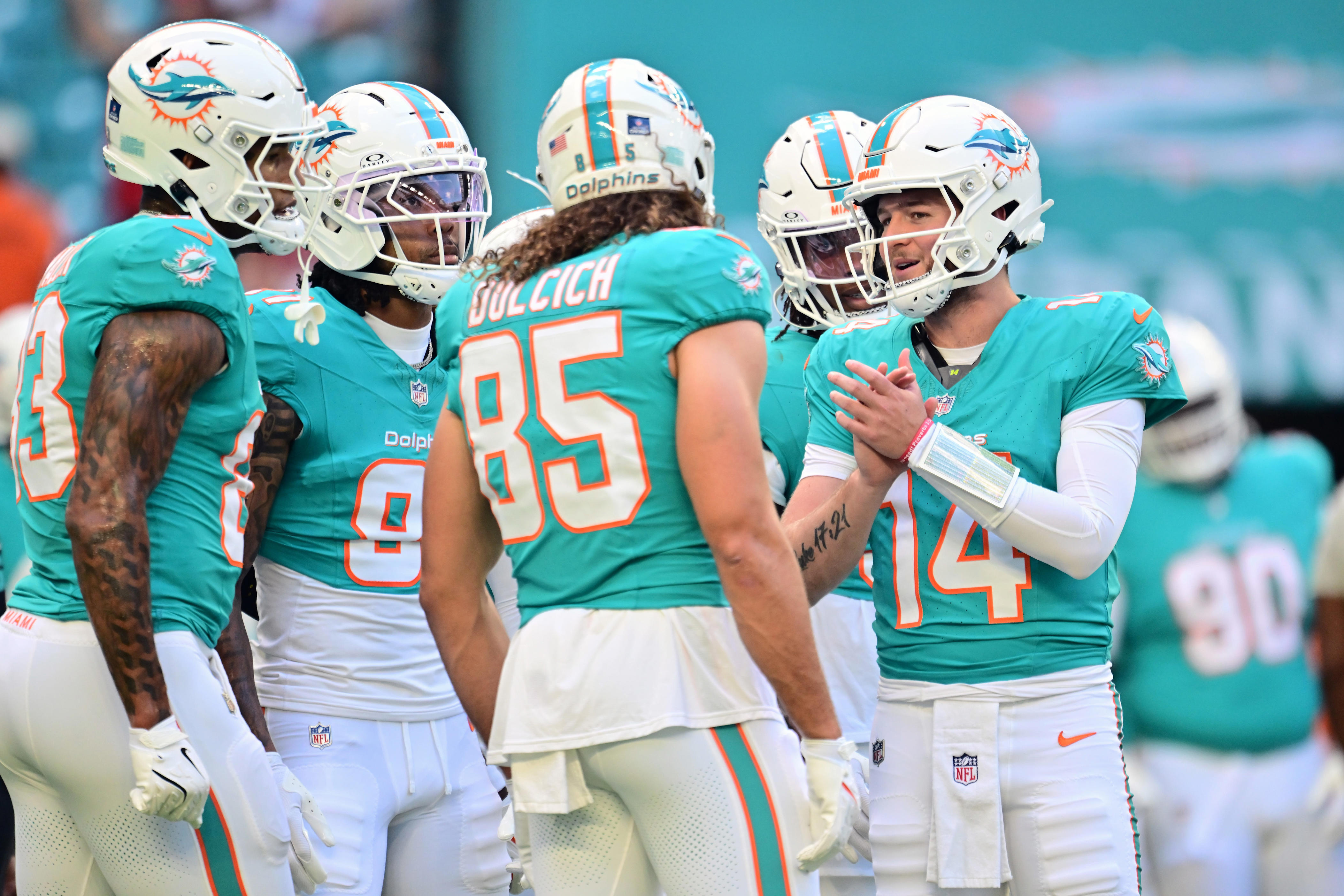 Dolphins vs Bucs live updates, game is tied 7-7 in 1Q