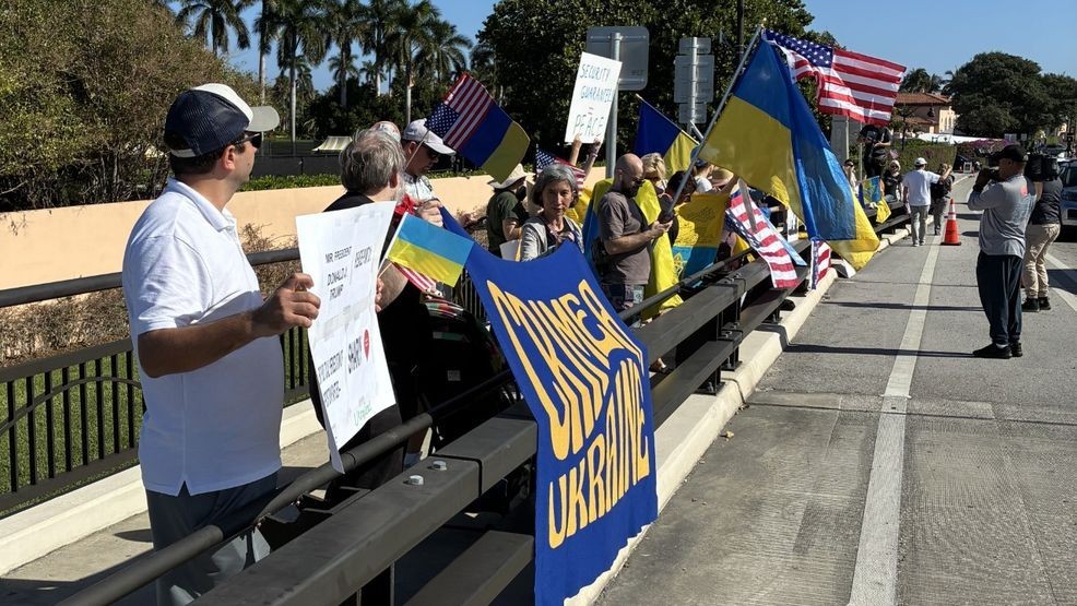 Supporters rally in WPB, urging US backing for Ukraine ahead of key Mar ...