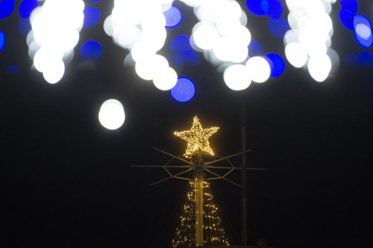 Winterfest on the Wisconsin wins heavyweight prize on ABC reality ...