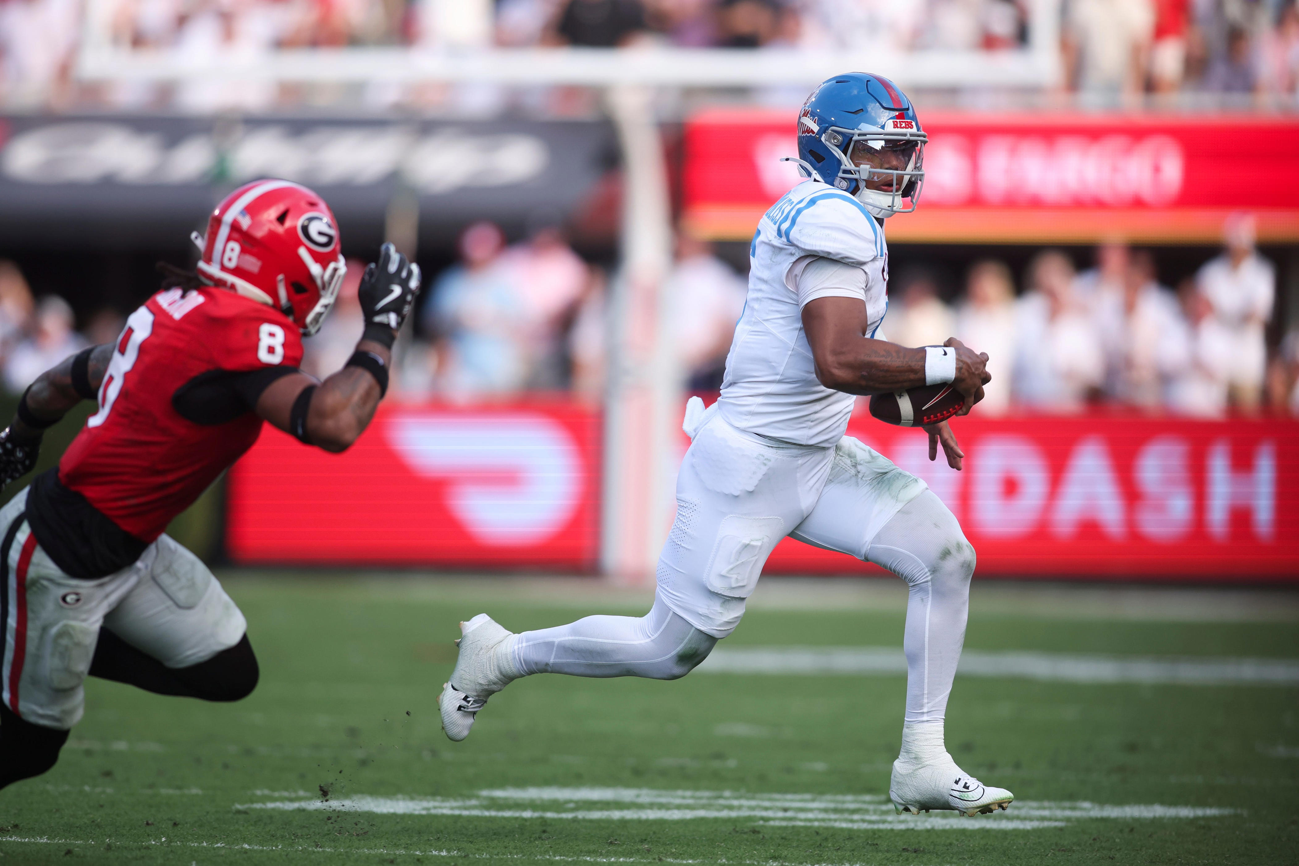 ESPN predicts score of Georgia football vs. Ole Miss