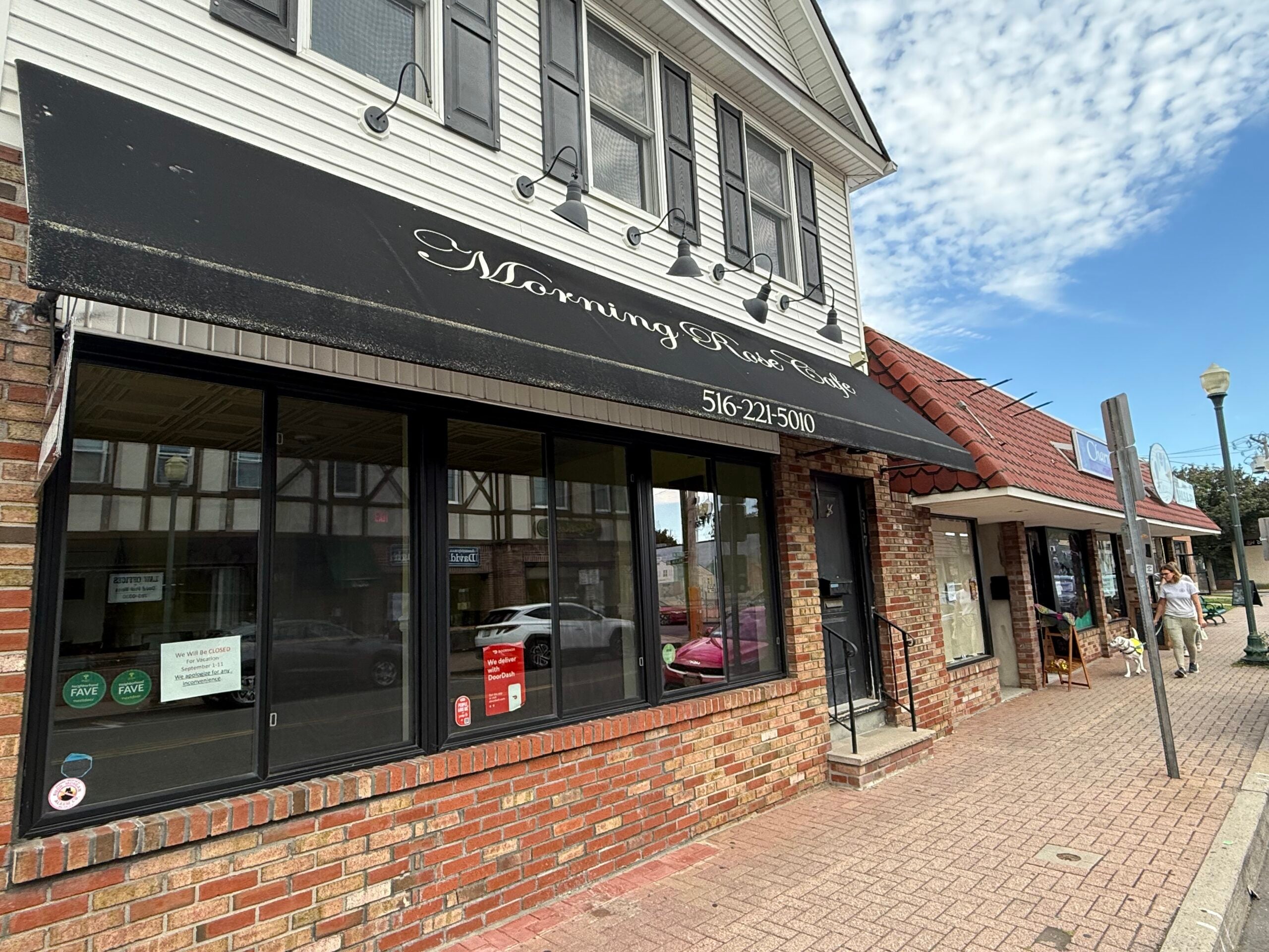 After sudden goodbye, Morning Rose Cafe is returning in Bellmore