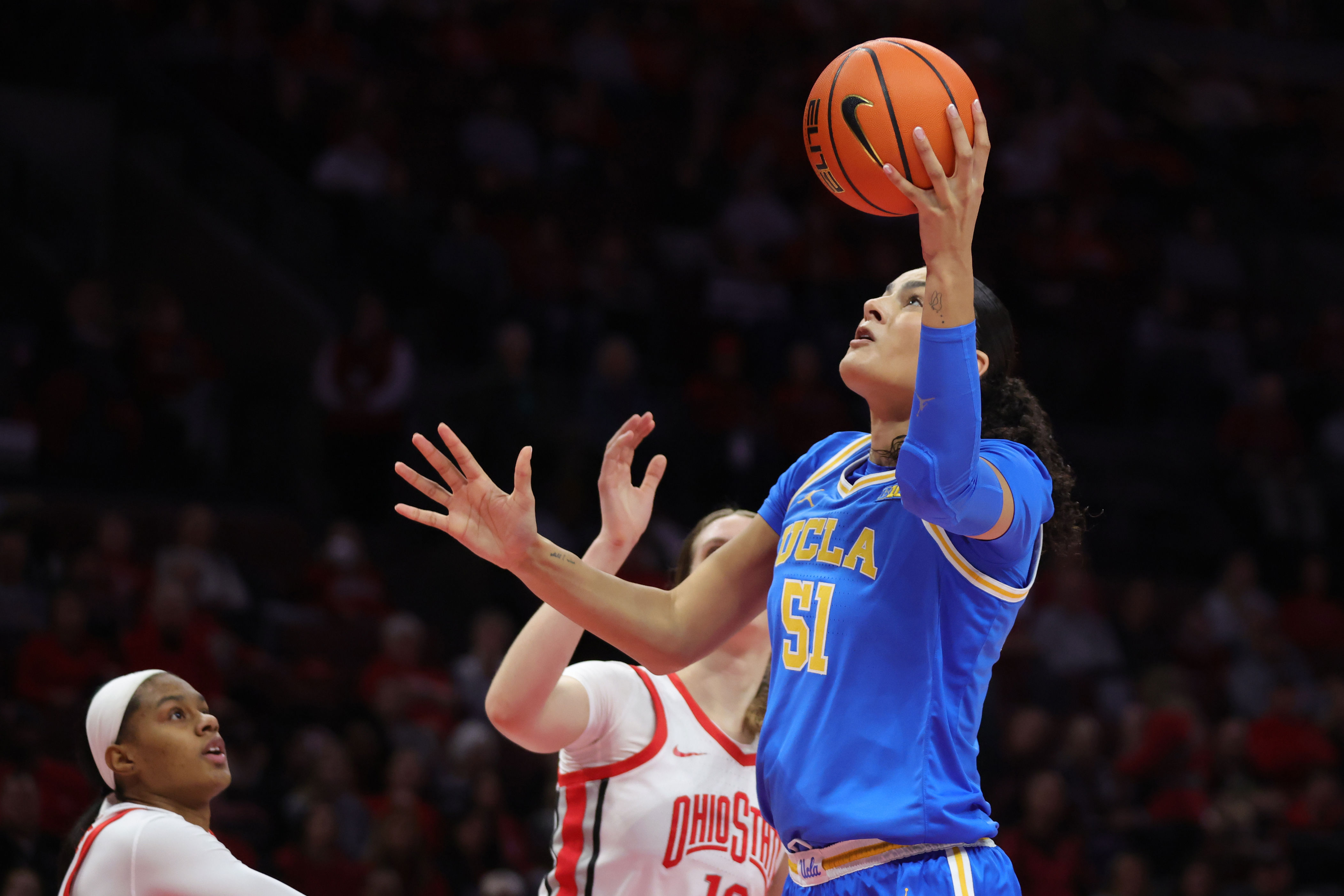 No. 4 UCLA extends its winning streak to 6 games with an 82-75 win over ...