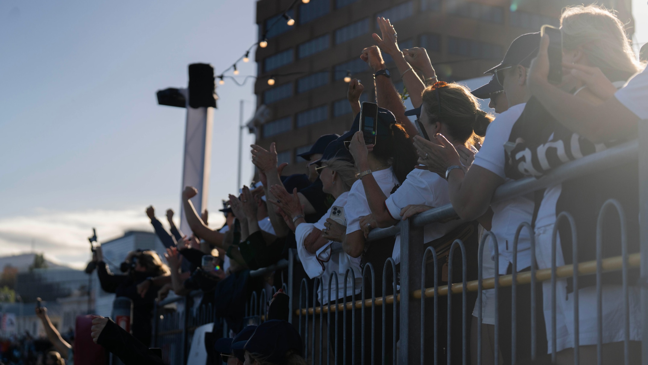 Overall winner yet to be decided as Sydney to Hobart yacht race enters ...