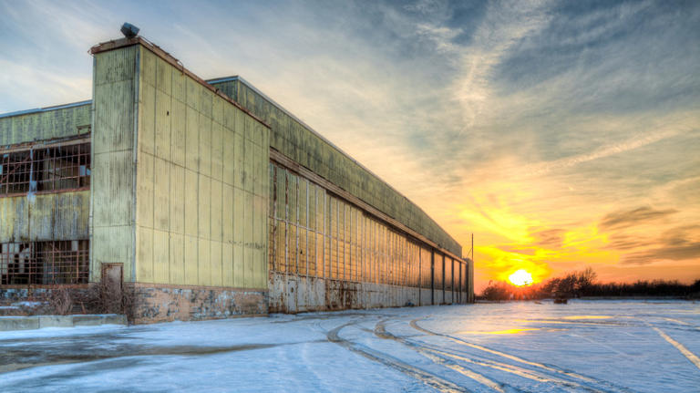 5 abandoned airports in America that were once-thriving travel hubs
