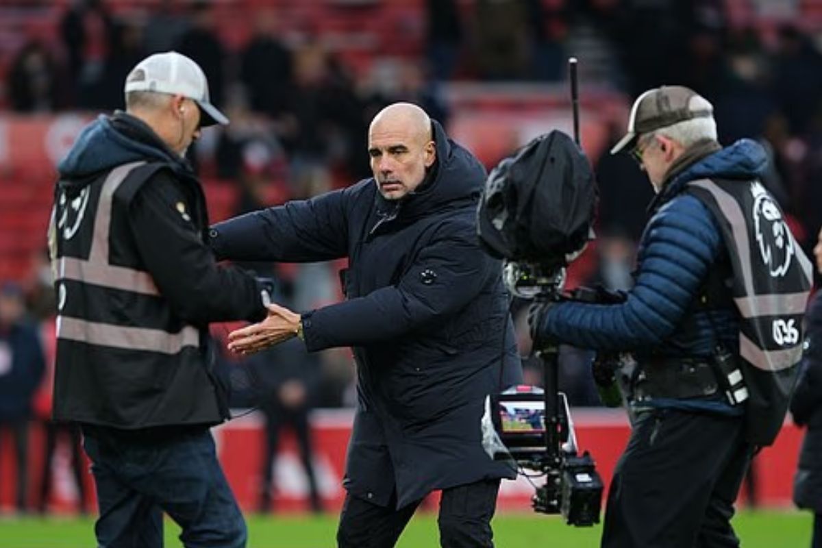 Guardiola terlibat ketegangan dengan juru kamera usai kemenangan City