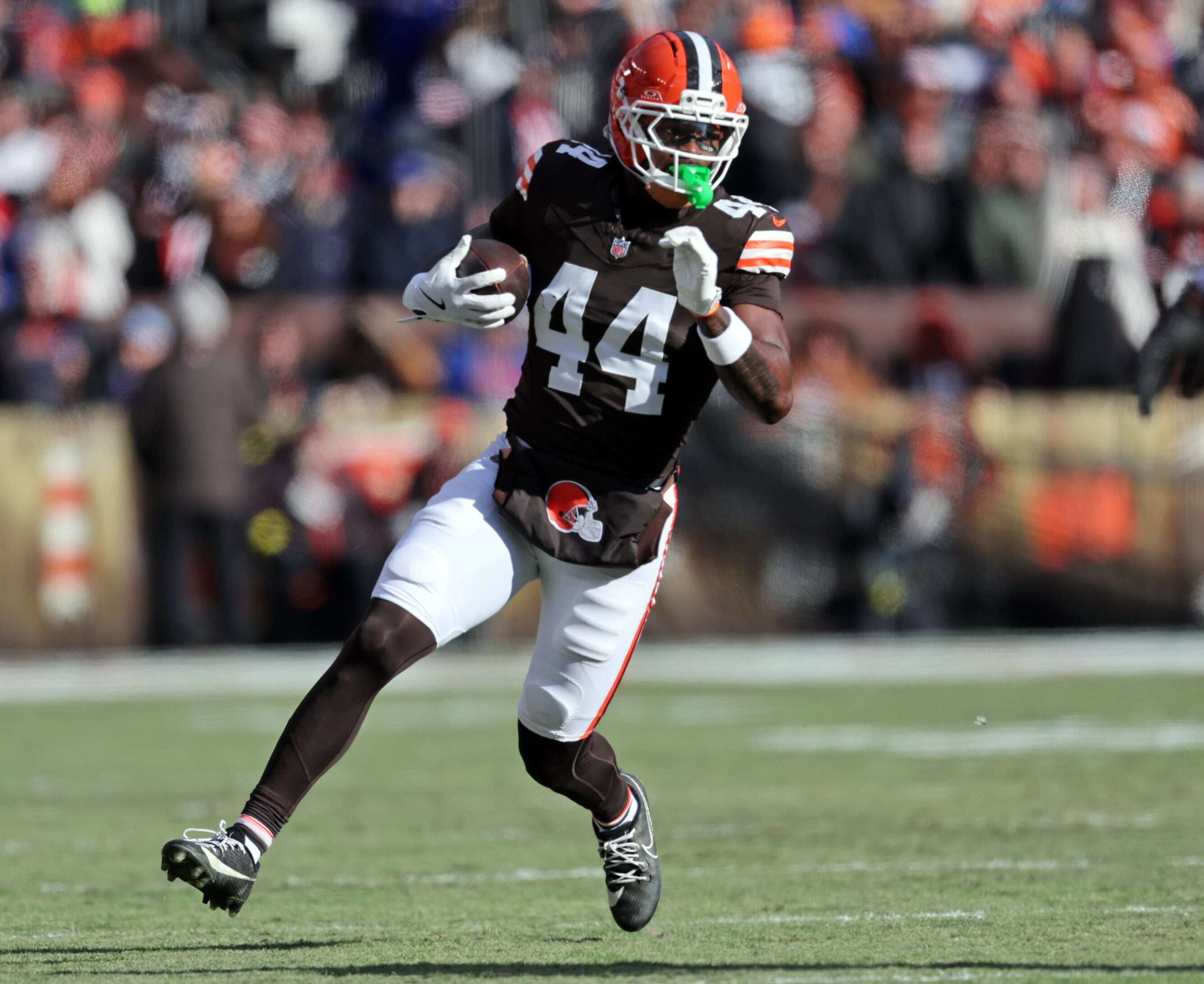 Browns leading pass-catcher ruled out of Steelers game with a groin injury