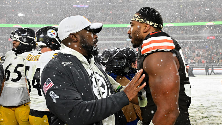 Aaron Rodgers, Mike Tomlin push back on Myles Garrett narrative from ...