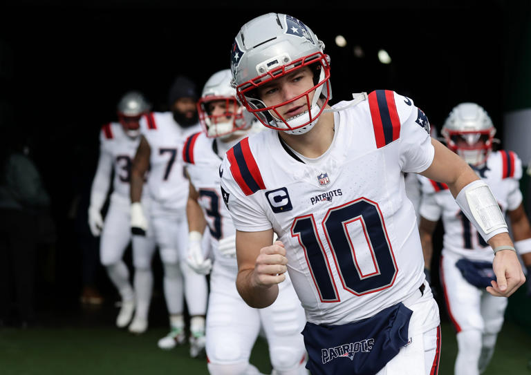 Patriots 42, Jets 3 (3rd): Maye’s day is over in 3rd quarter