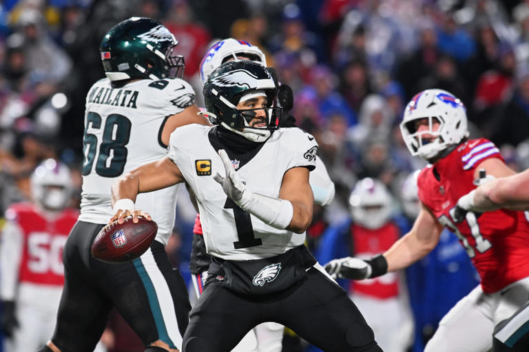 Eagles vs. Bills: Takeaways from first half as Philadelphia holds a 13 ...