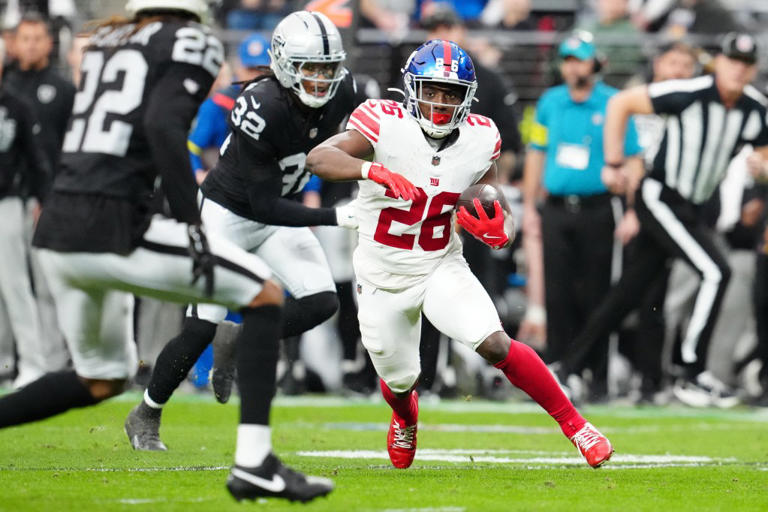 Giants severely hurt chances at No. 1 overall draft pick by beating ...