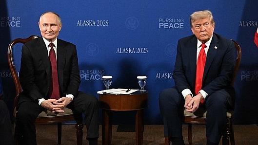 Kremlin dış politika danışmanı Uşakov, Putin-Trump arasındaki telefon ...