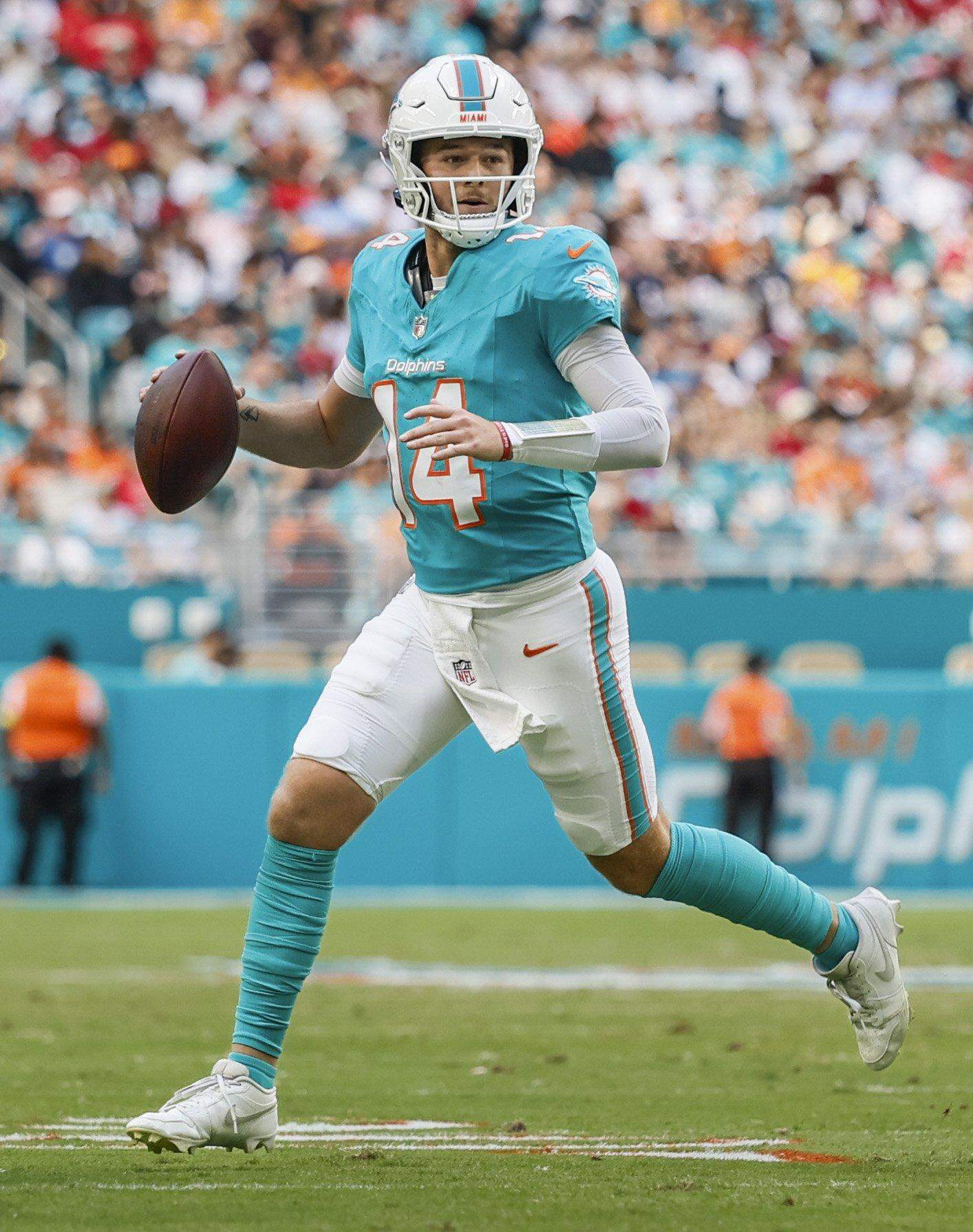 Cote: Is Ewers igniting Dolphins Hope Machine? It's what desperation ...