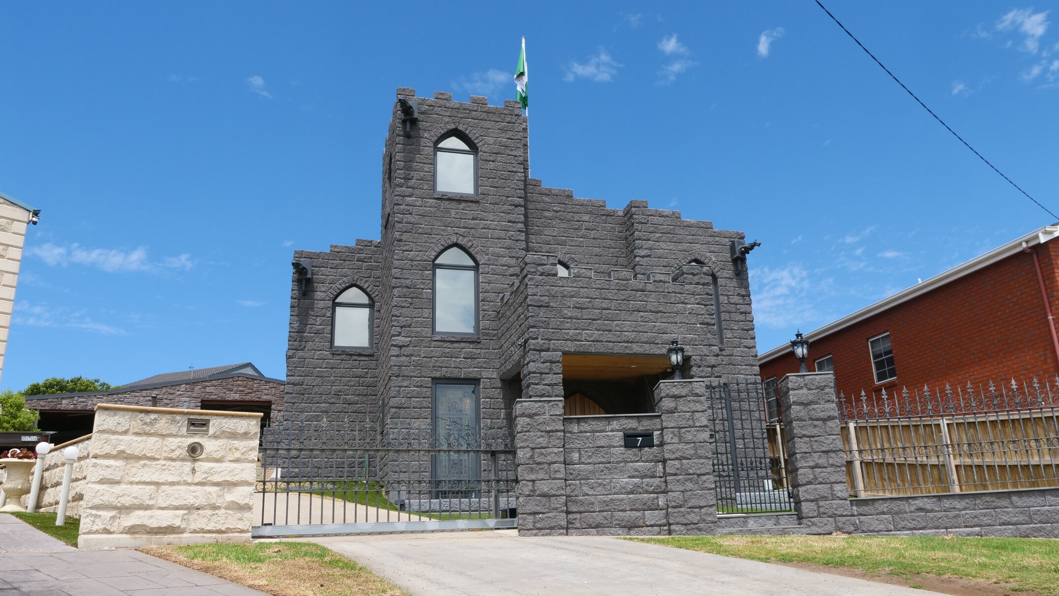 Victorian master builder transforms Warrnambool house into castle for ...
